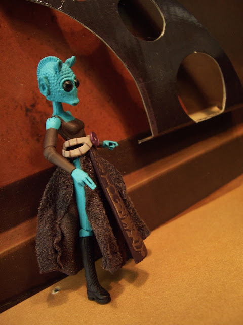 Star Wars: Customs for the Kid: RODIAN GIRL by ELIAS