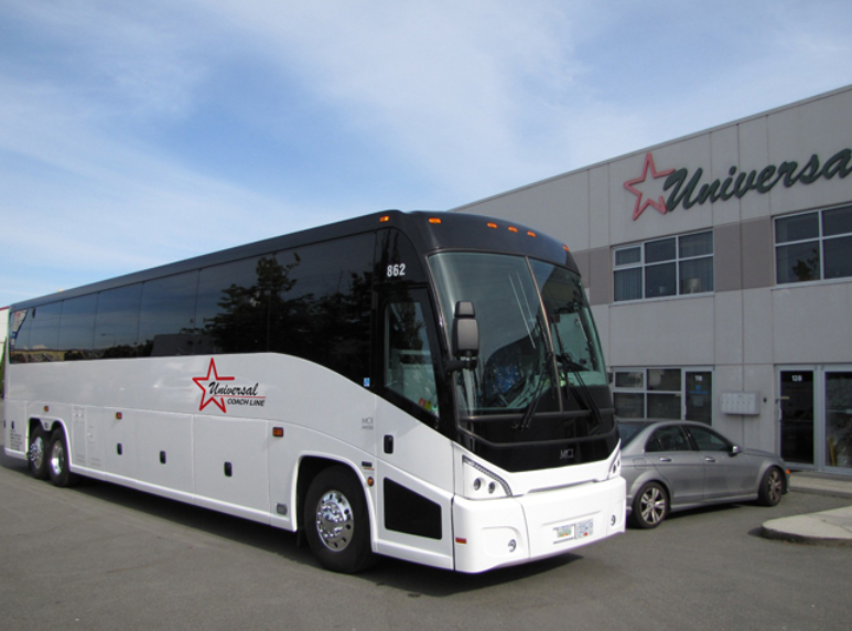 The Greyhound Group: Universal Coach Lines New J4500