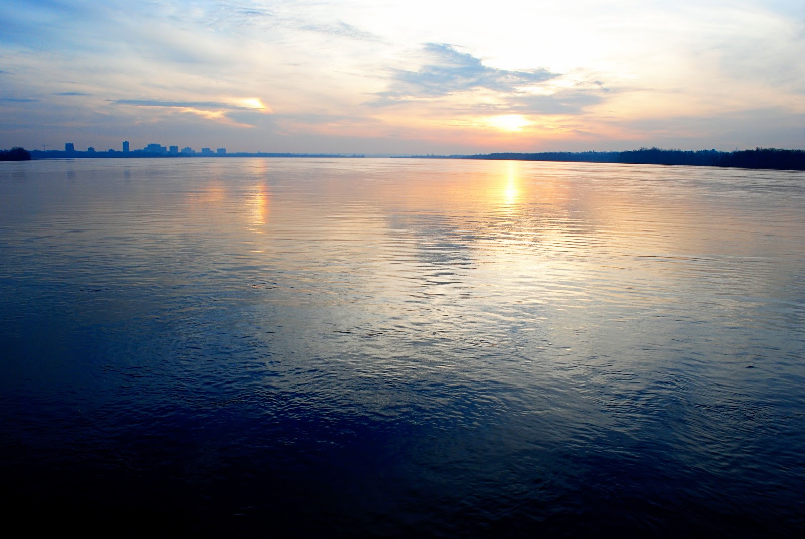 The Brown Knowser: Photo Friday: Sunset in Autumn