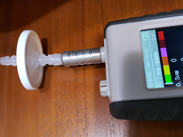 Joey的奮鬥: 買了樣東西設法讓泵吸式粒子計數器比較容易且方便歸零