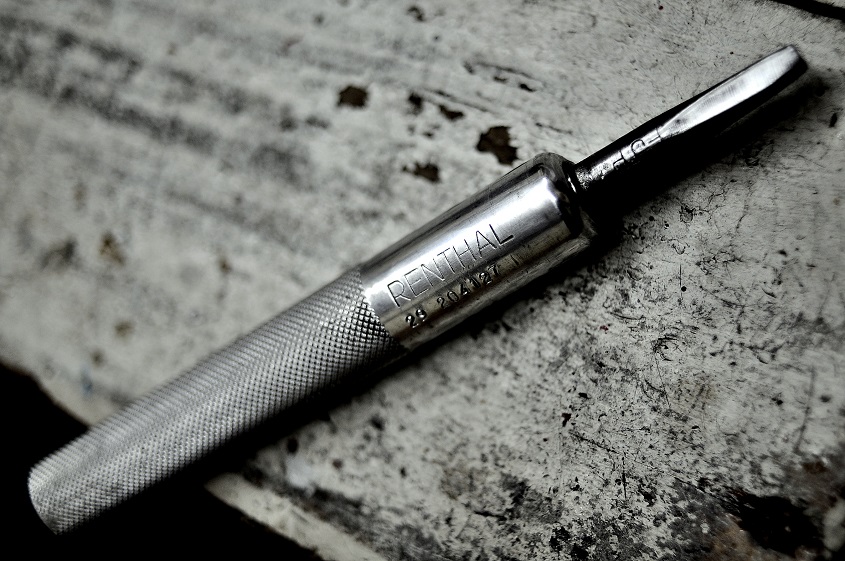 STANDARD CUSTOM PAINT: key