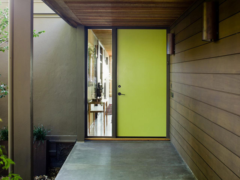 40 examples of colored entrance doors - Lady's Houses