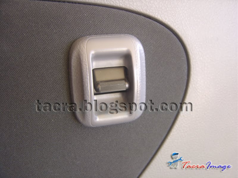 tacra's diy garage: Power Window Switch - Viva