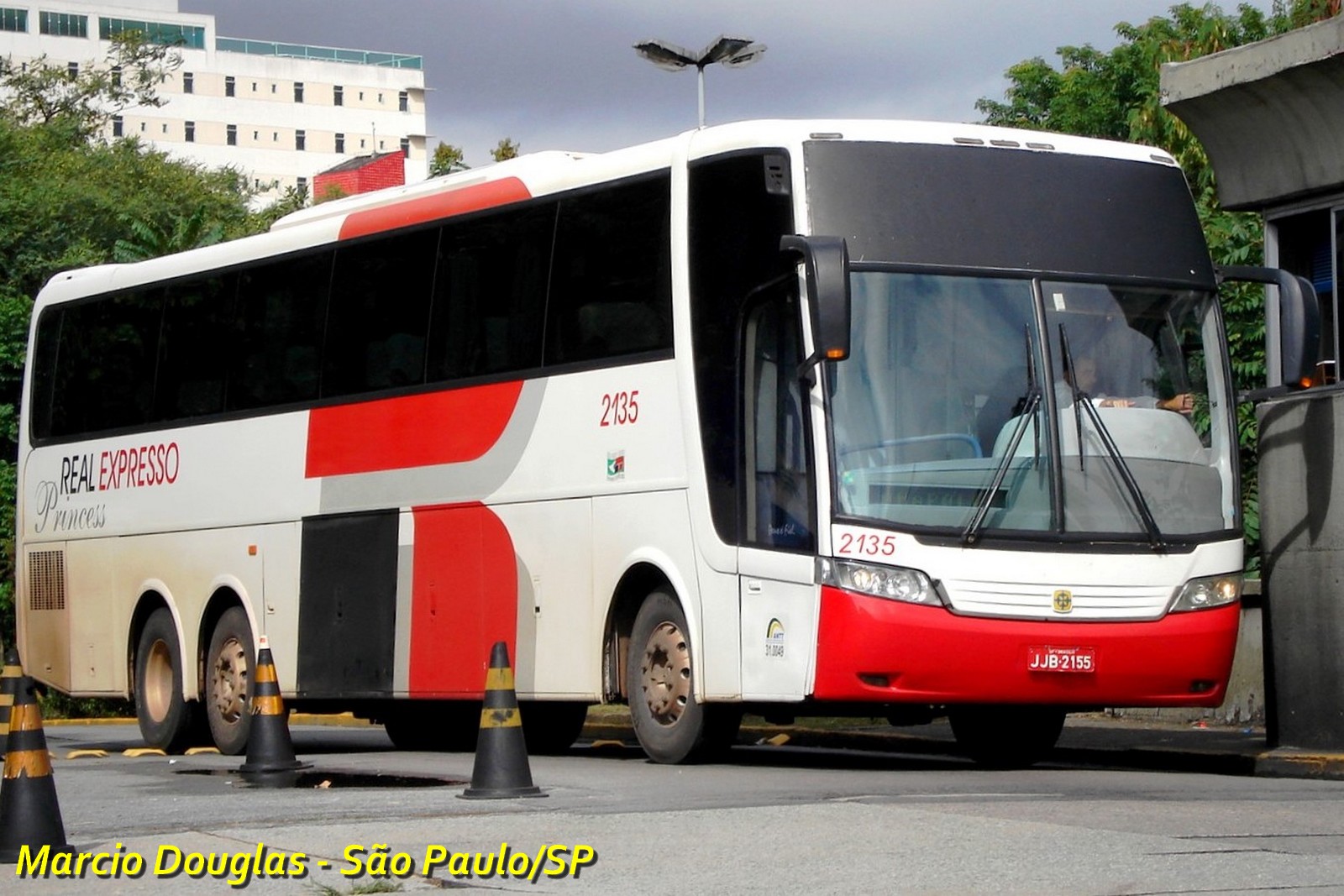 Expresso Bus: Real Expresso 2135