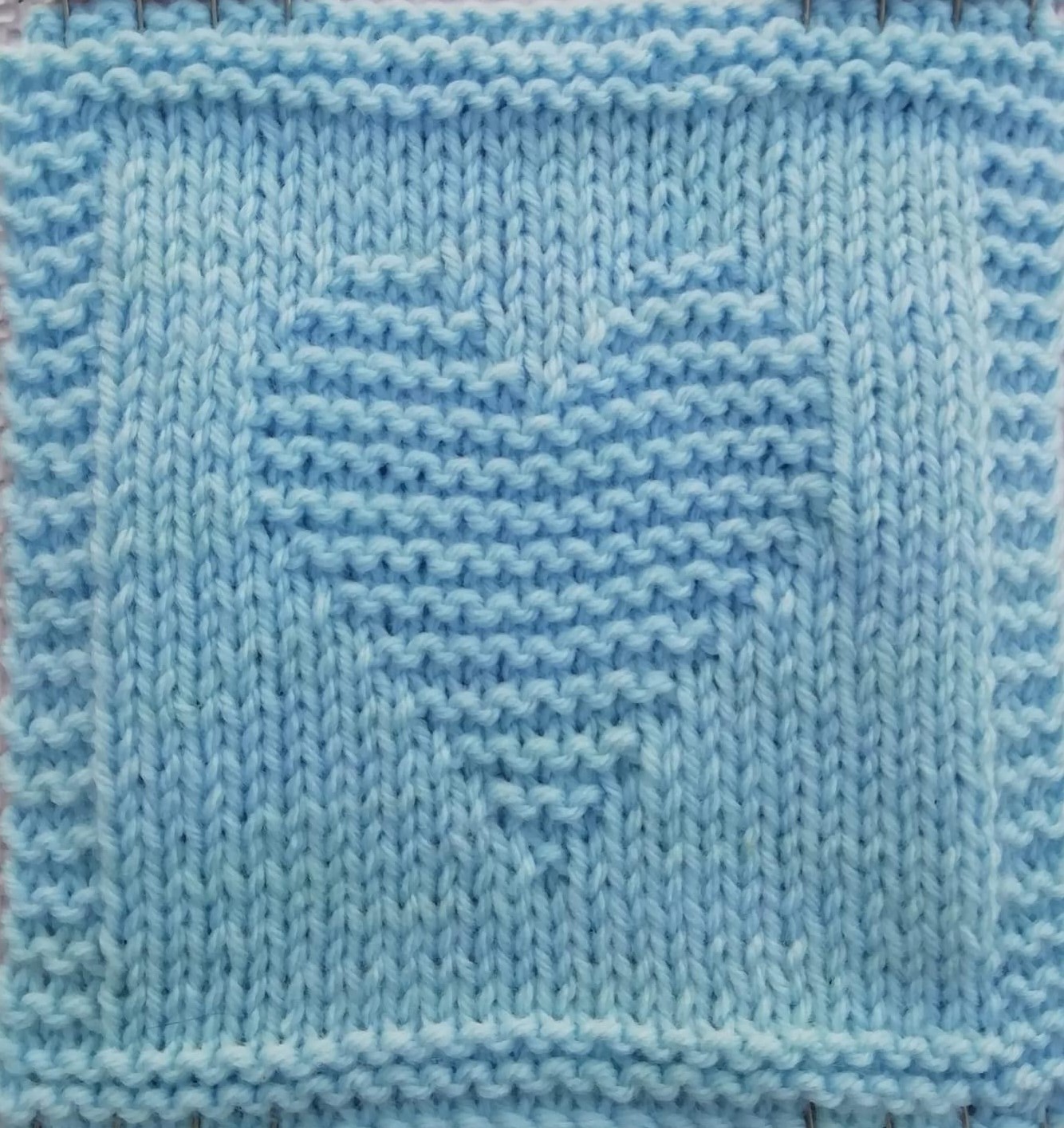 Sammy B's knitting patterns : One heart square