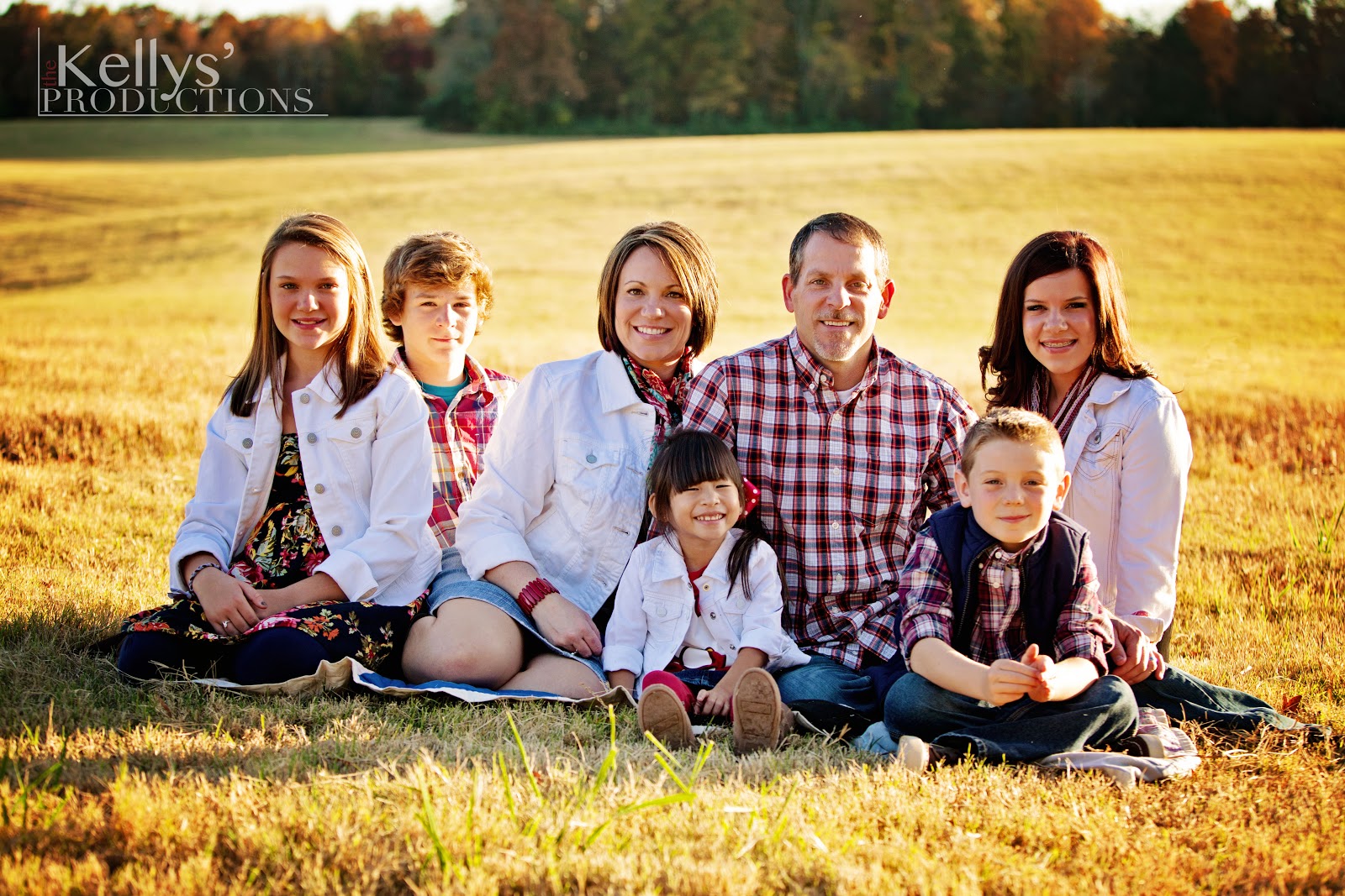 Lenses and Paws: Bullis Family