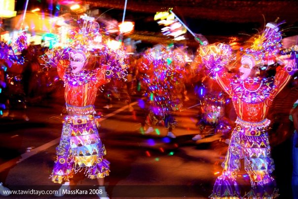 Maria Marauder: 7 Things to Do at the Masskara Festival (which I Wish I ...