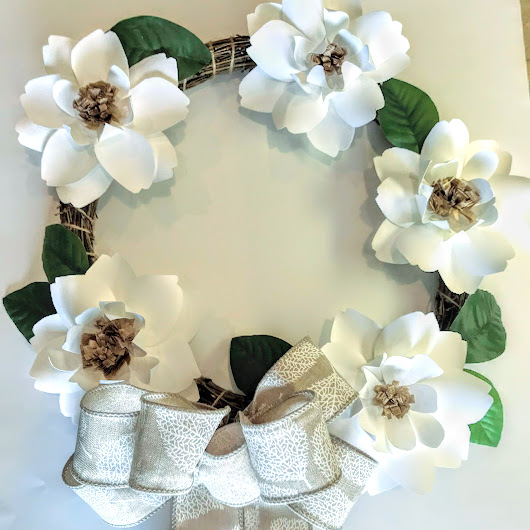 DIY Is My Happy Place: Paper Magnolia Flowers