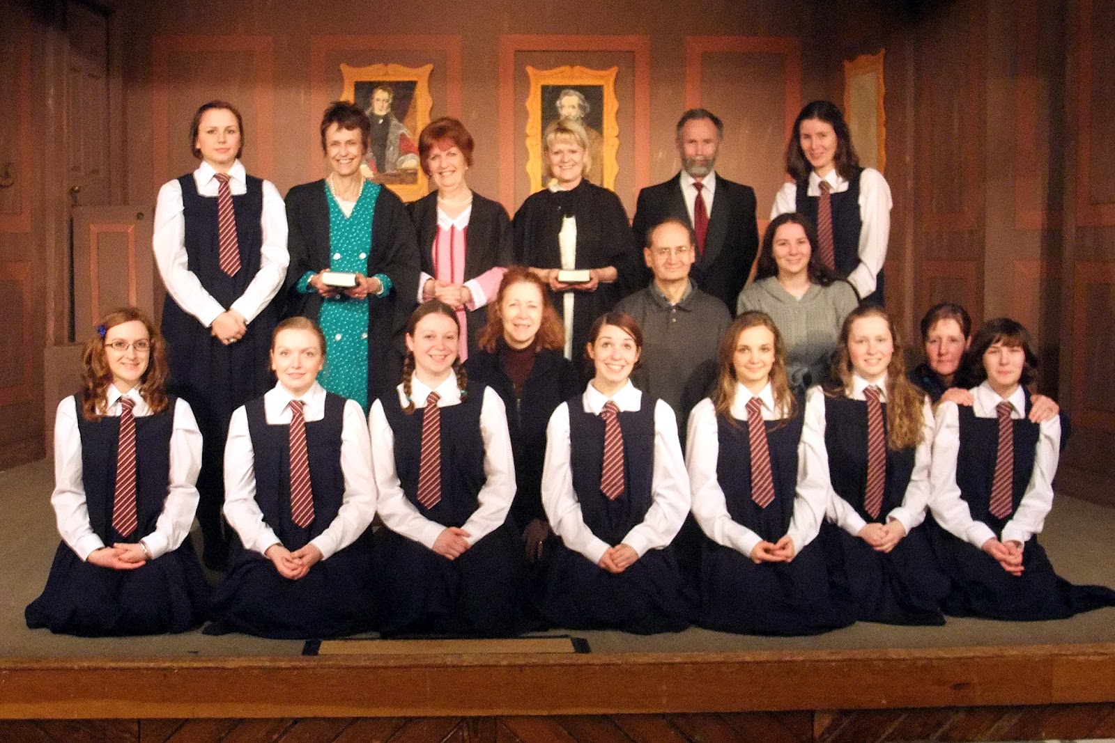 Guildonian Players: Daisy Pulls it Off