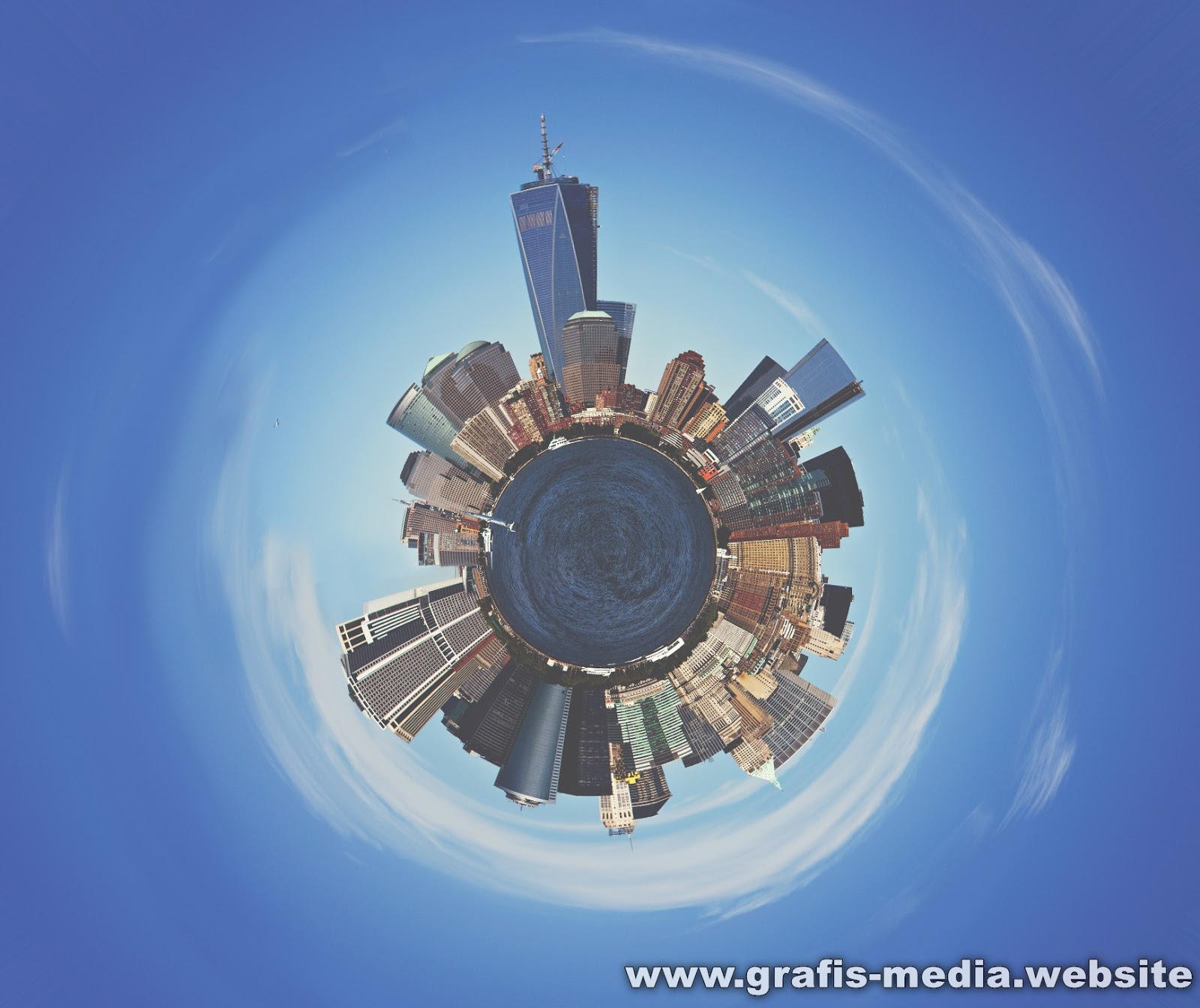 Make a Circle Photograph in Photoshop for beginners | Xtorial