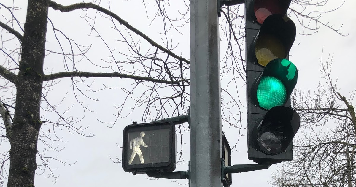 The South Fraser Blog: Automatic walk signs at intersections. Making ...