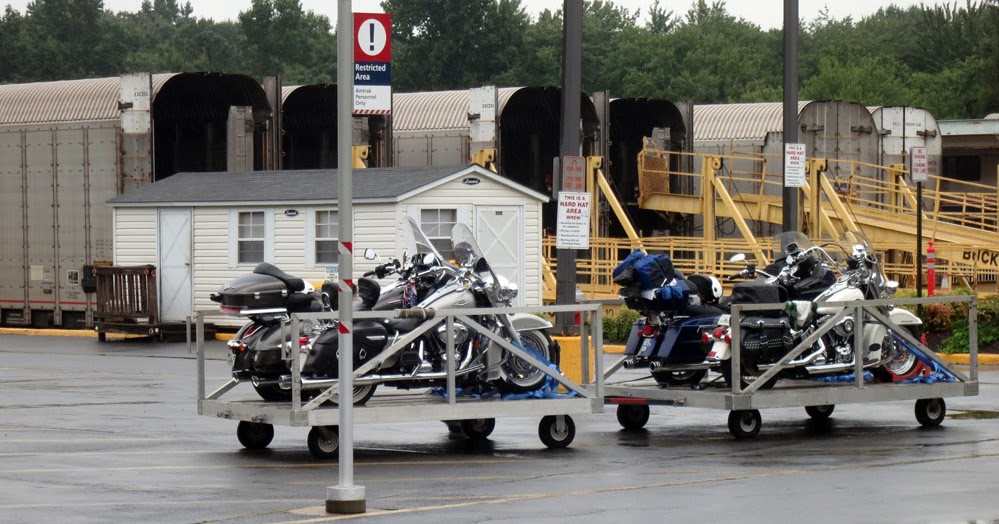 RoyalEnfields.com: Auto Train gives motorcyclists a fun way to ride