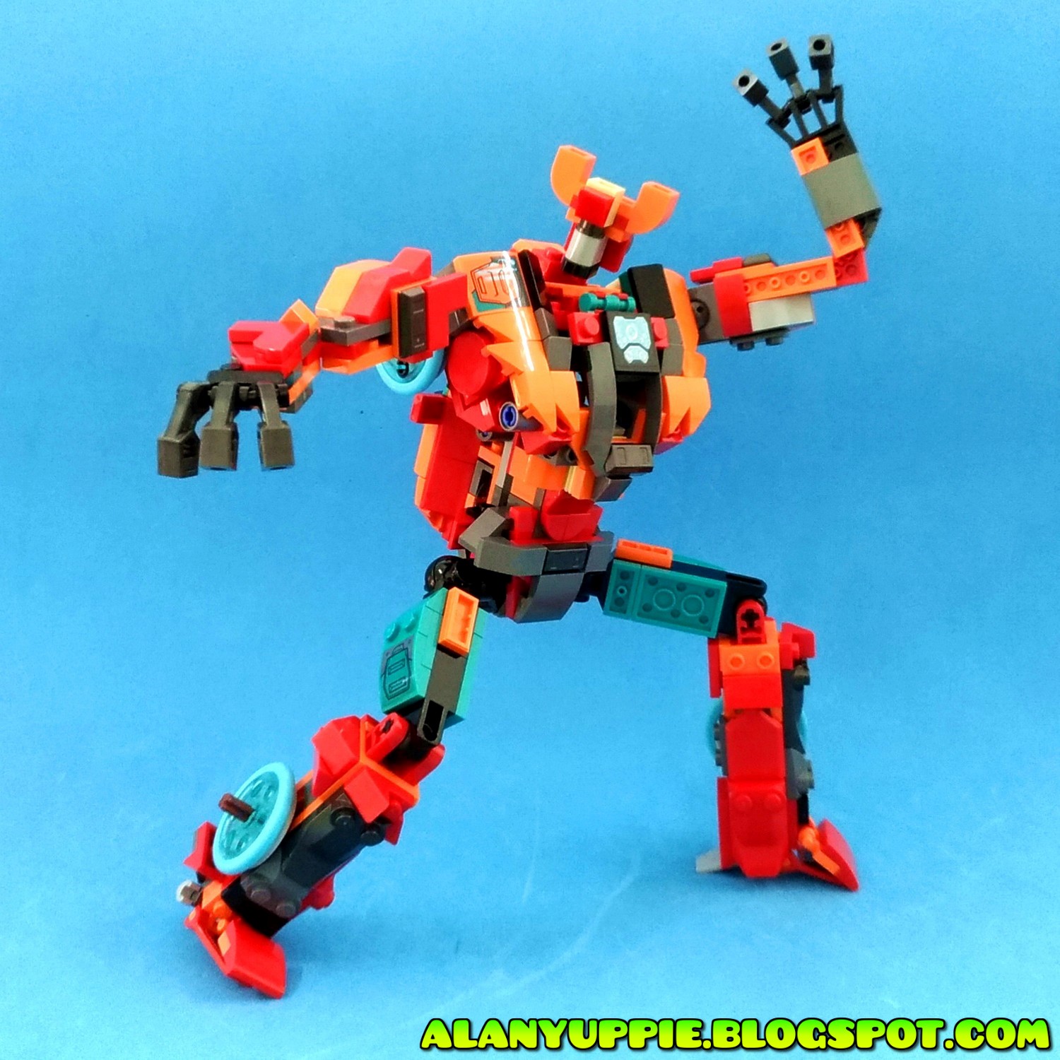 Alanyuppie's LEGO Transformers: Video Tutorial: Transformer Speedster ...