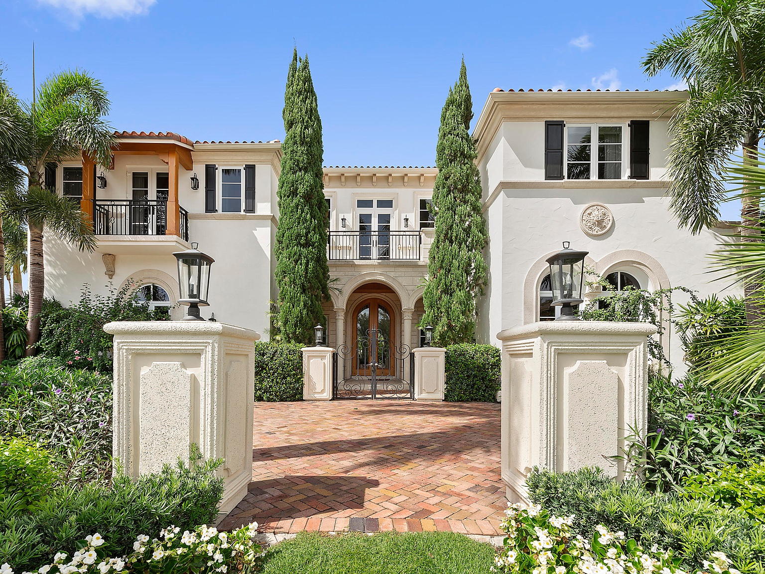 11,000 Square Foot Mediterranean-Style Mansion In Boca Raton, FL | THE ...