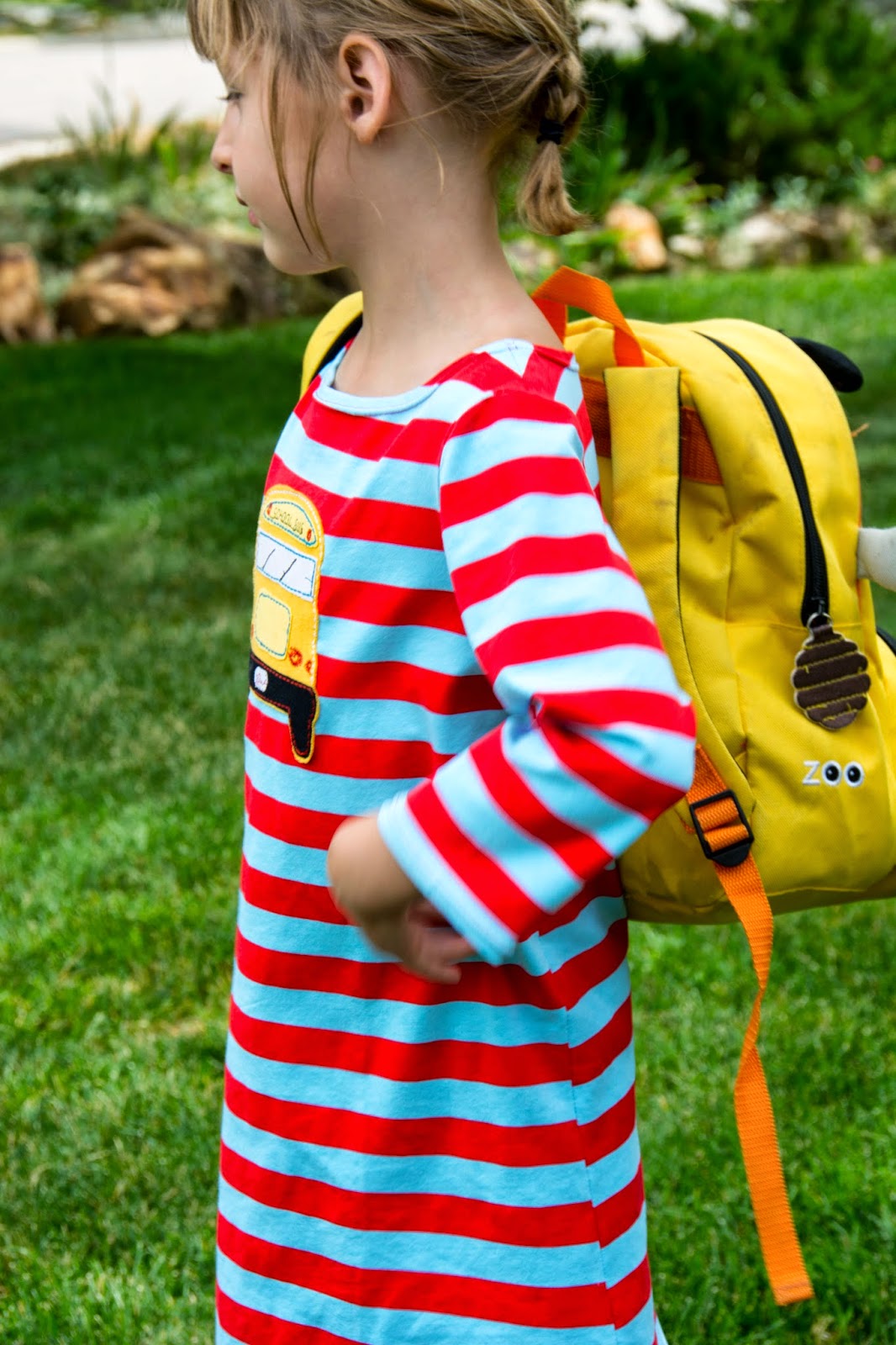 Aesthetic Nest: Sewing: School Bus Applique for Bernina "We All Sew"