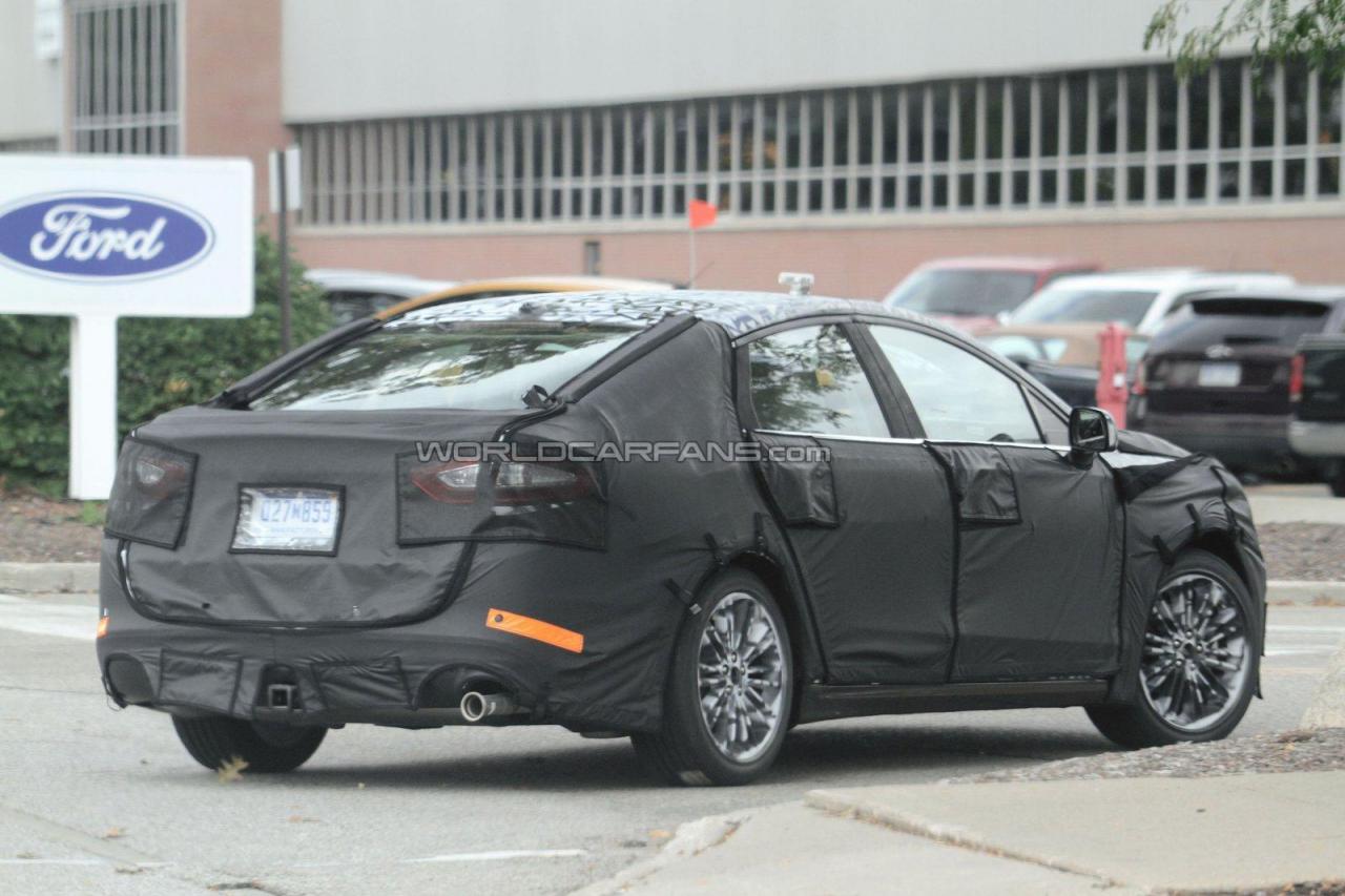 Motor Mania Buzz: Spied: 2013 Ford Mondeo/Fusion