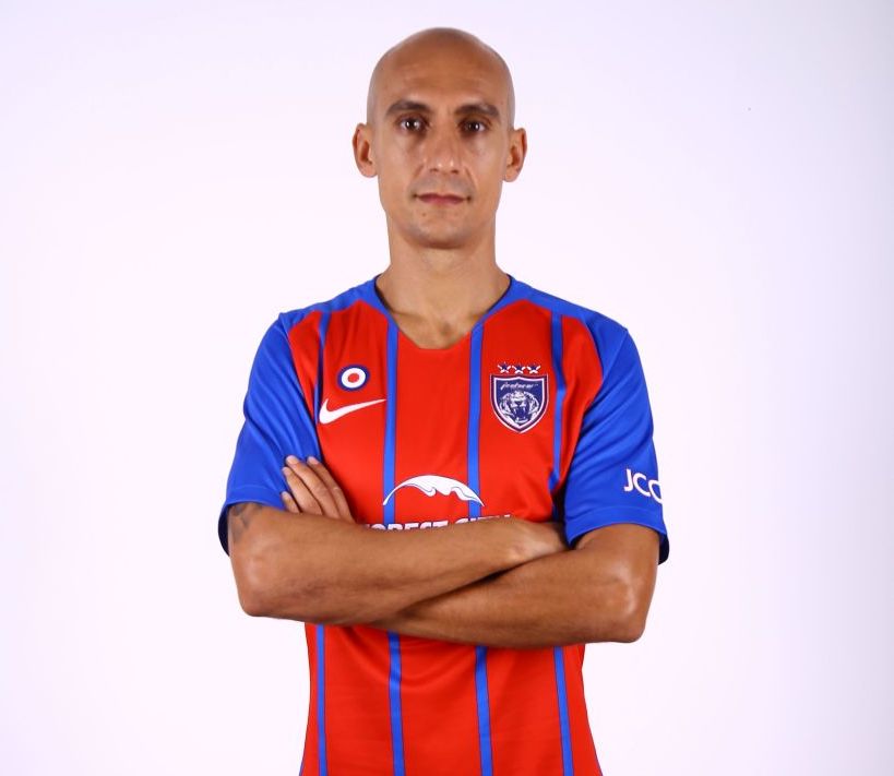 La segunda juventud de Natxo Insa en Malasia ~ Celta de Vigo Moi Celeste