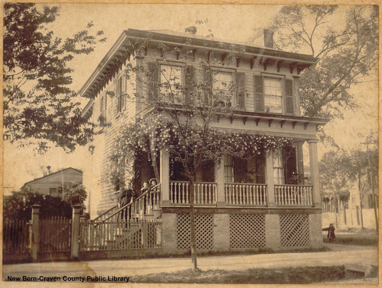 The Kellenberger Room: The Henderson-Dunn House
