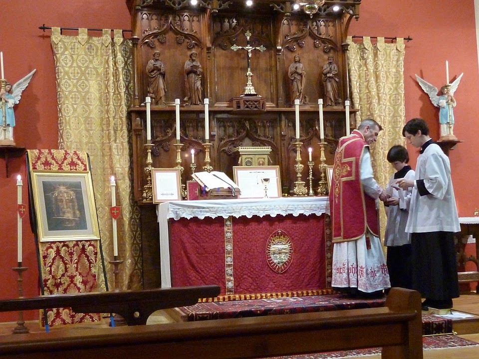 Offerimus Tibi Domine: The Holy Face of Jesus