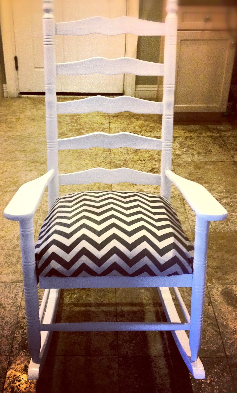 Lauren Kelly Finds: Chevron Rocking Chair Revised