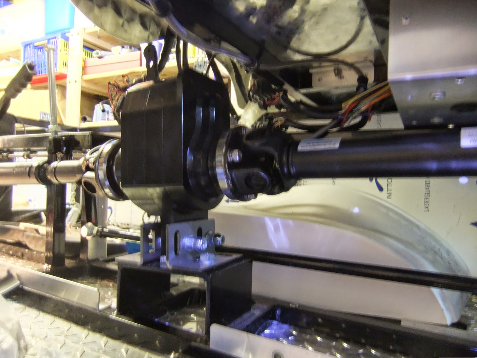 MAC'S REPLICA MORGAN 3 WHEELER BUILD: June 2014