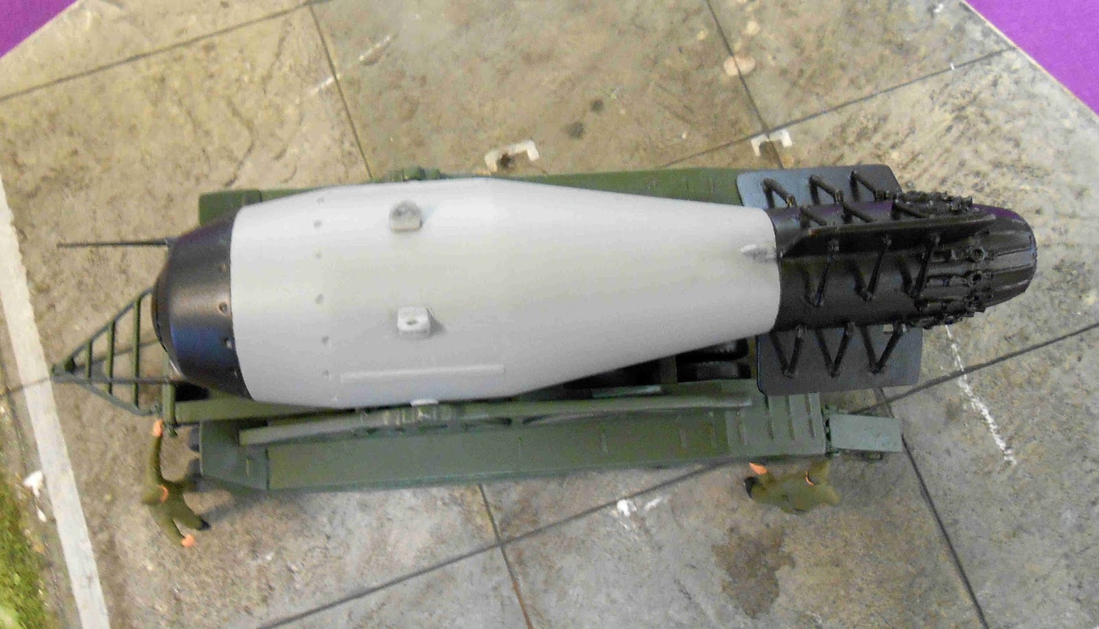 La "Tsar Bomba" AN-602 King of the Bombs.