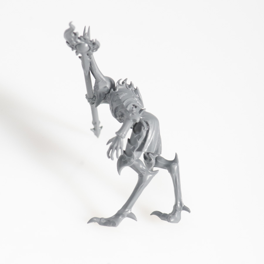 Daemonic Incursion: Building a Herald of Tzeentch