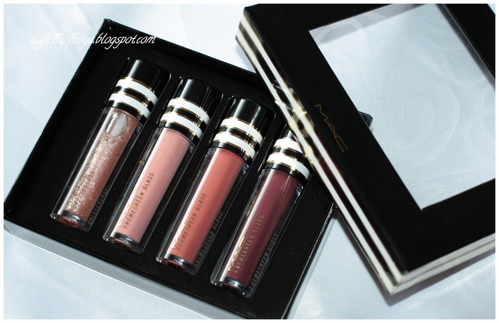 Review:: MAC Holiday Nocturnals Lip Gloss set - Troya's Land