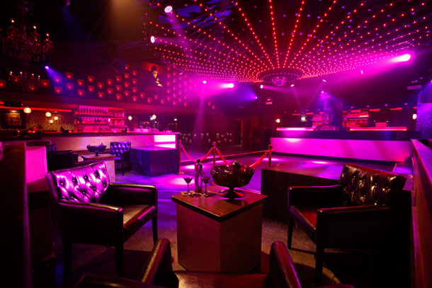 CLUBS FRIESLAND: Club RED