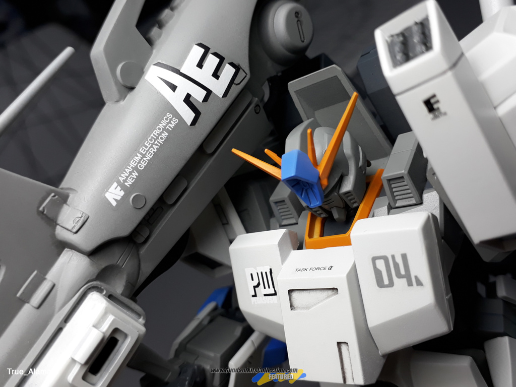 Custom Build: HGUC 1/144 FAZZ