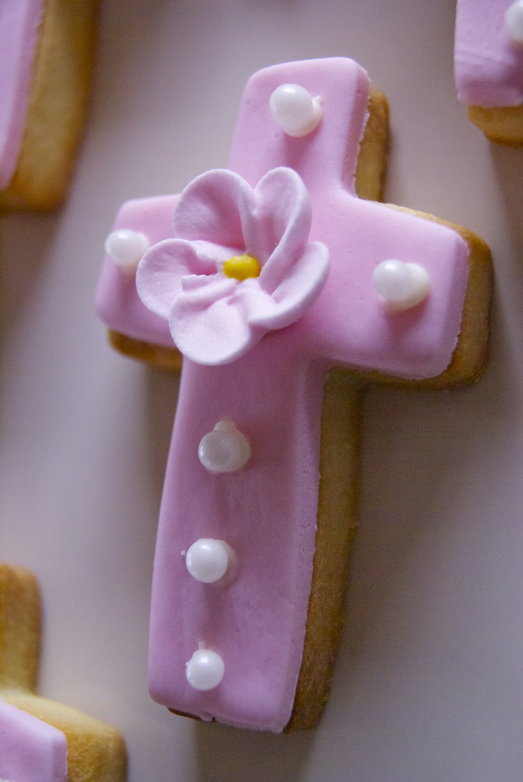 The Inspired Occasion: Christening Sugar Cookies and Cakepops