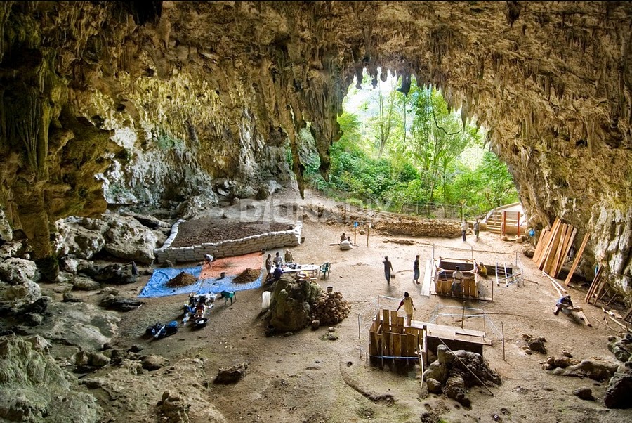 Explore To Ancient Cave Liang Bua NTT Indonesia ~ Go Visit Indonesia