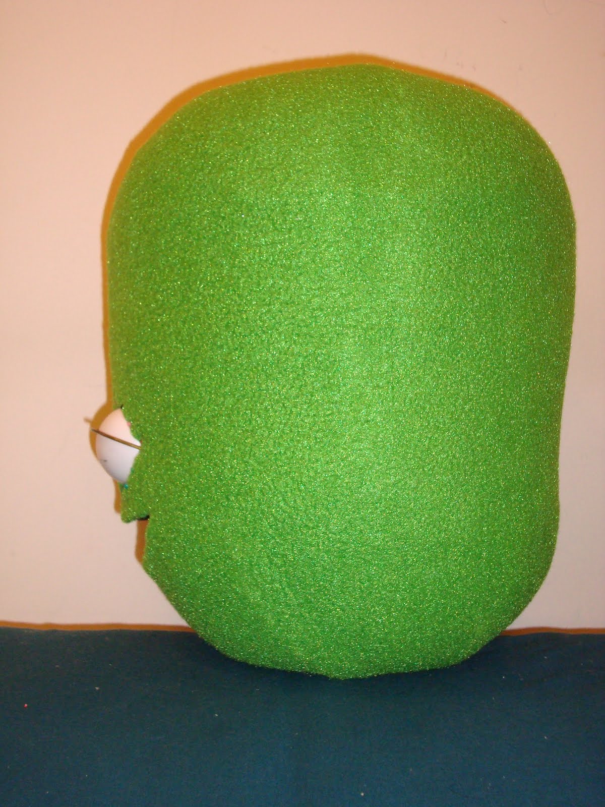 Double Rainbow Puppets: Green Guy Fabric-ed