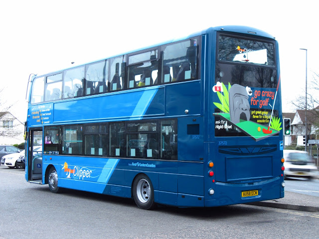 East Norfolk (& East Suffolk) Bus Blog: Clipper 2 Arrives