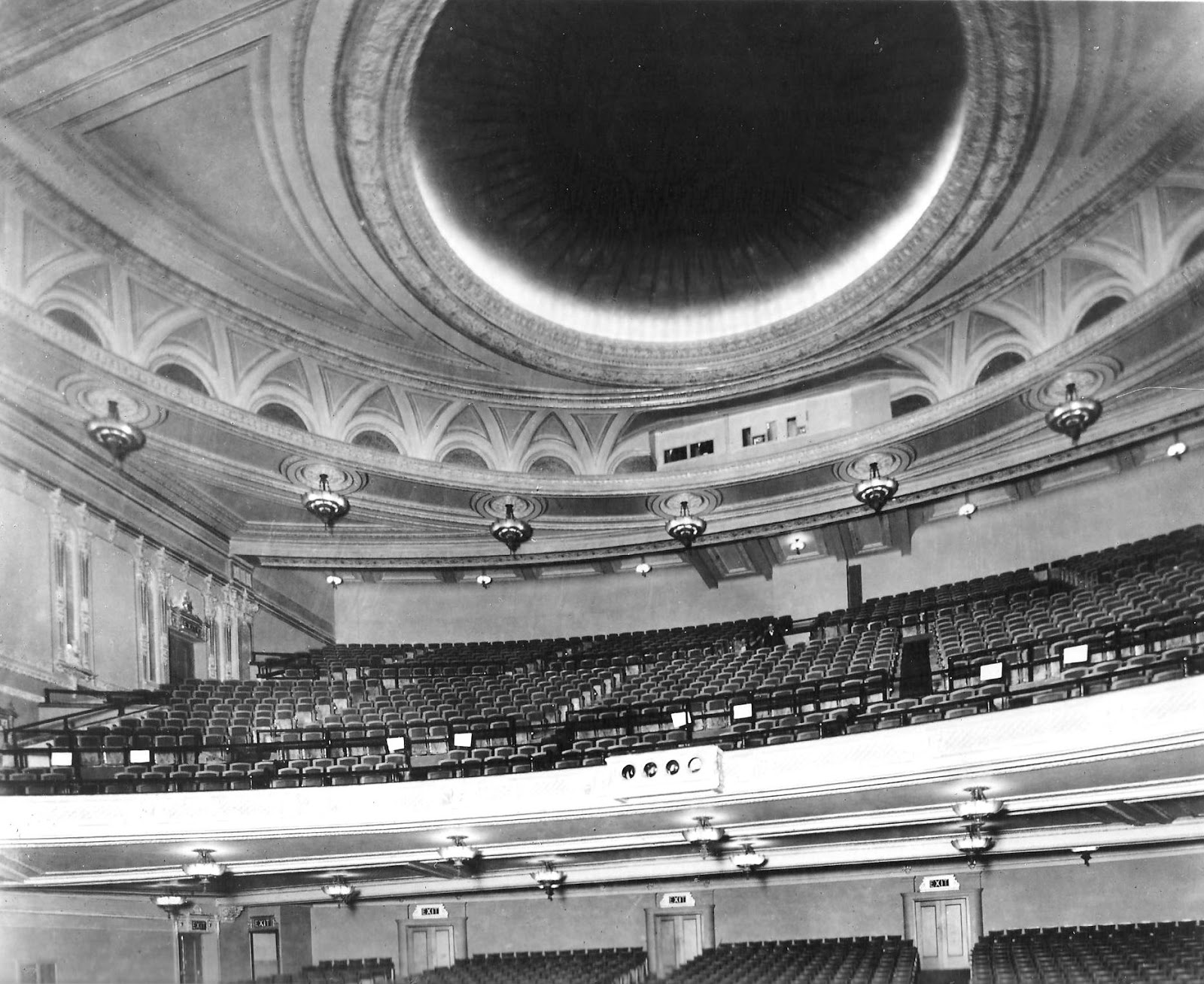 San Francisco Theatres: The Golden Gate Theatre - interior