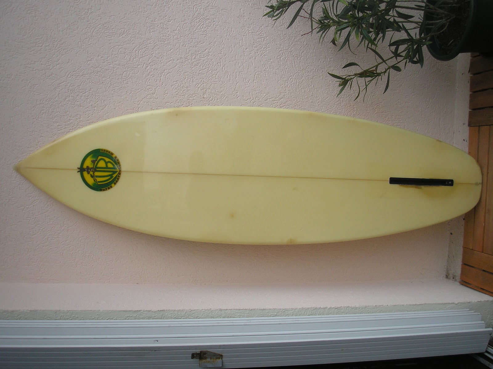 vintage surfboard collection France: Vintage Surf Single Hot Stuff ...