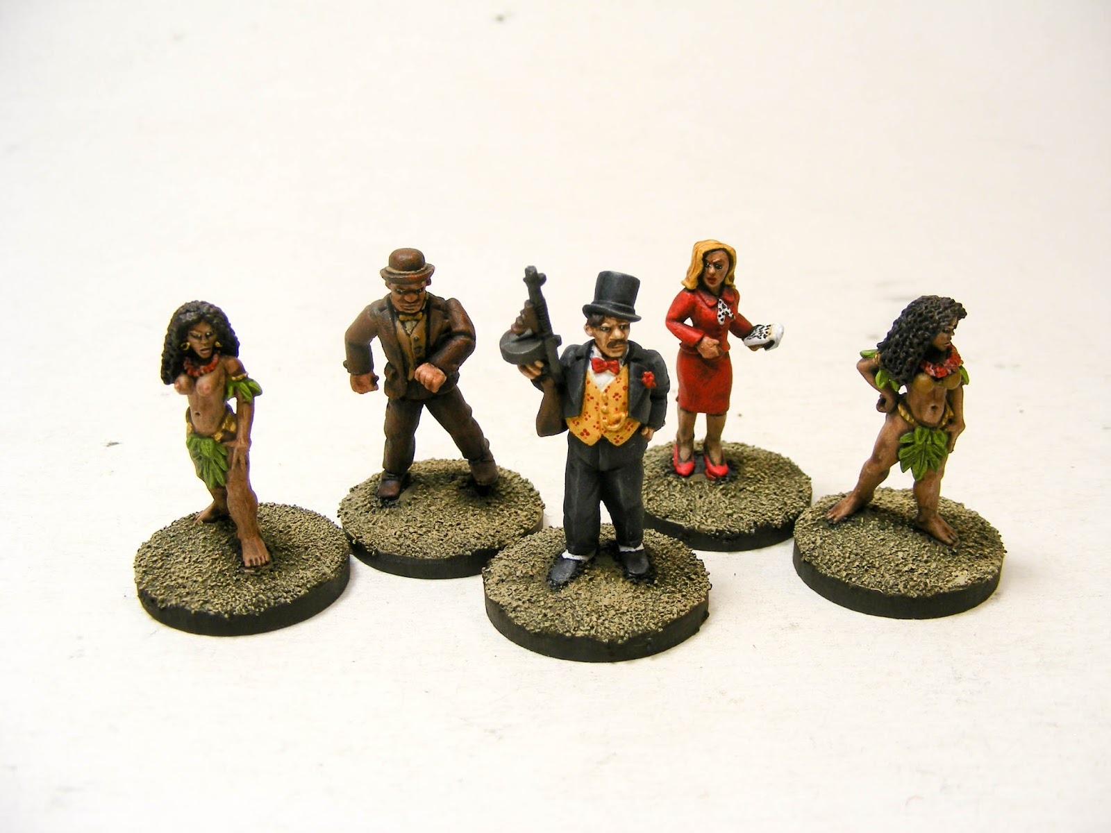 Evil Bob's Miniature Painting: 28mm Commission: Various Pulp Figures