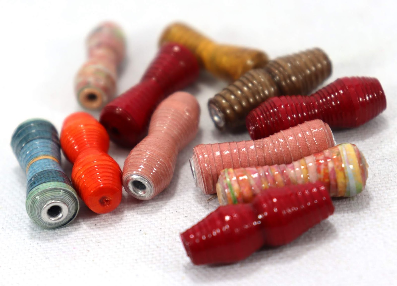 Dina Kowal Creative: Making Paper Beads - resource list