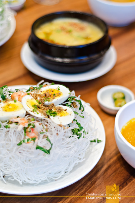 METRO MANILA | Simplé Lang Restaurant, Not So Simple After All - Lakad ...