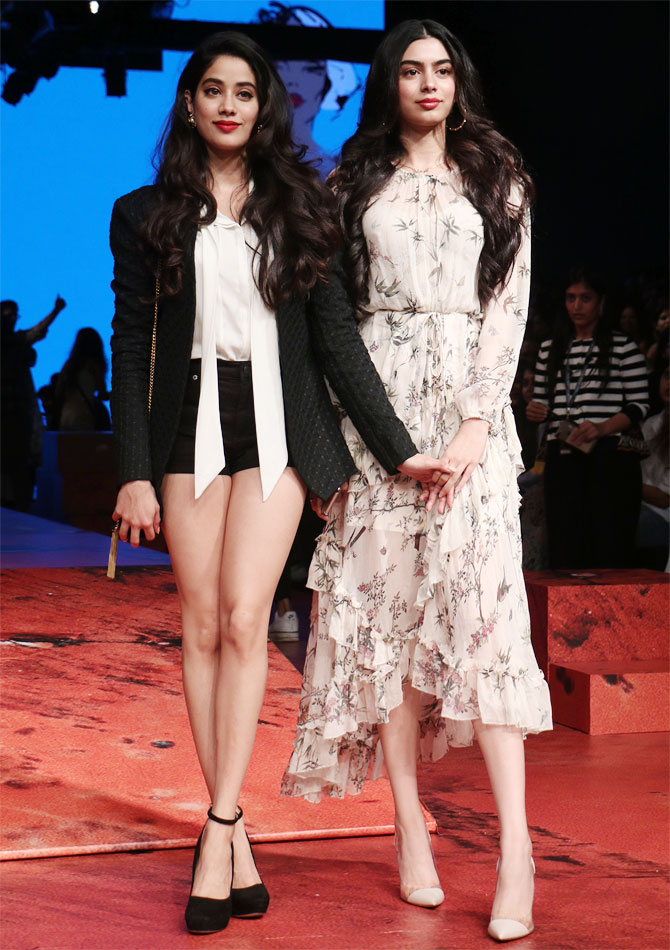 Milky Hot Thighs And Legs Of Indian Celebs Jhanvi Kapoor Hot On The Runway At Lakme Fashion Week