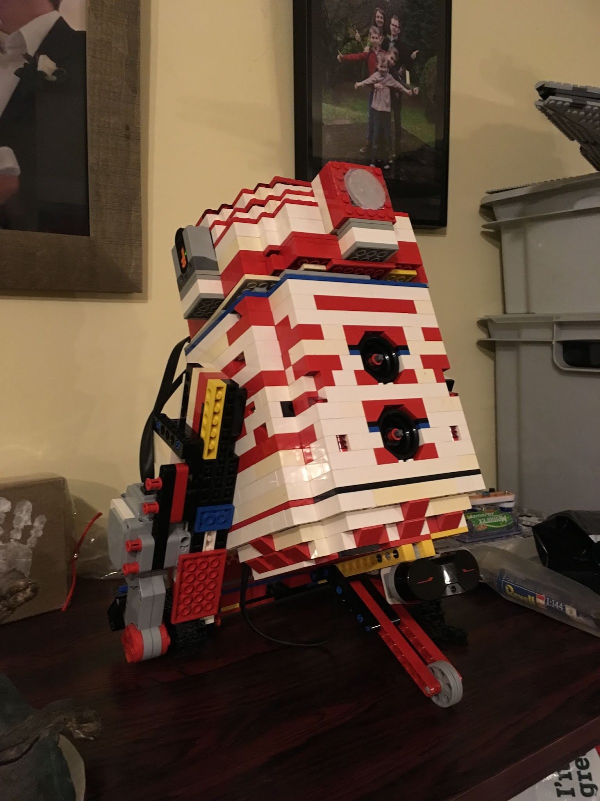 JOWABRA CORP: RED R2D2