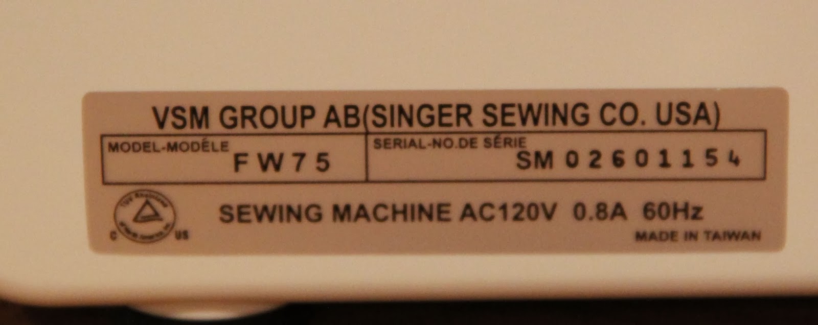 My Random Reviews: Singer FW 75 Featherweight/Singer So Simple 4166 Review