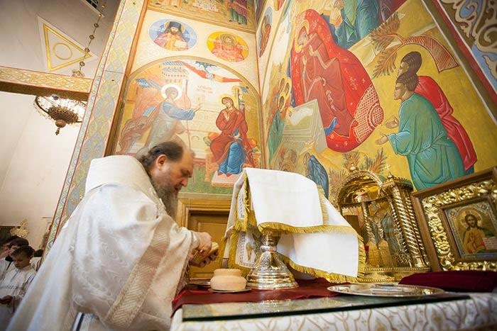 Ενορία Αγίου Ελευθερίου Κερκύρας: ΧΡΙΣΤΟΥΓΕΝΝΑ ΣΤΟ ΚΑΖΑΚΣΤΑΝ