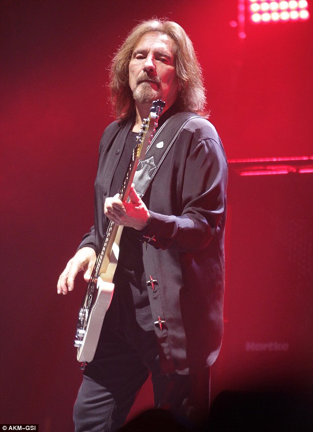 Geezer Butler habla sobre el momento más bajo de Black Sabbath