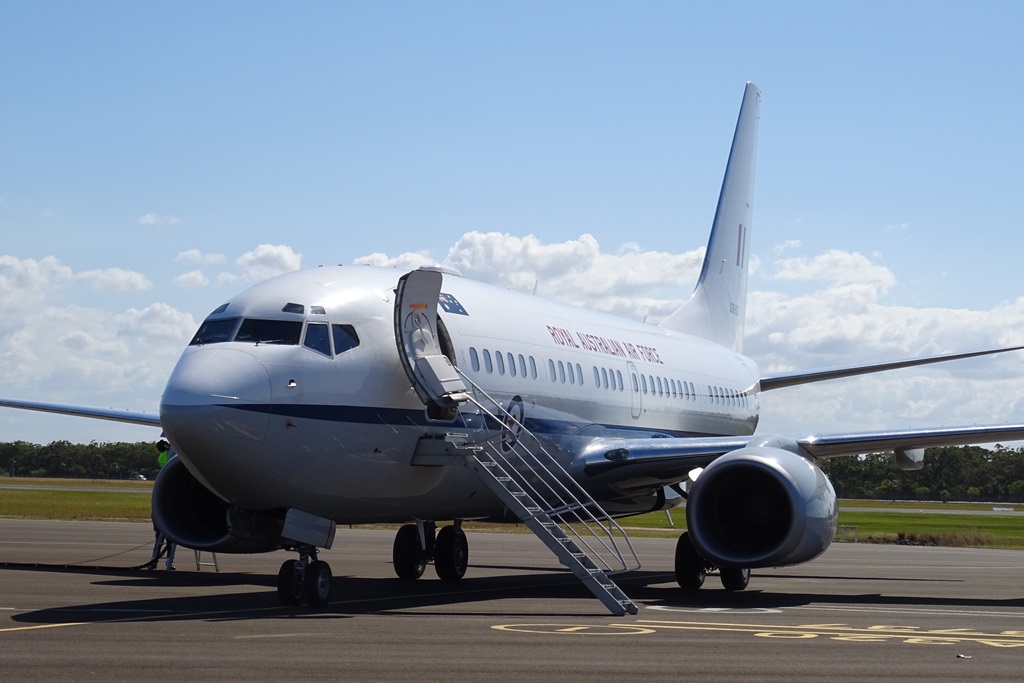 Central Queensland Plane Spotting: A Few Photos of RAAF Boeing B737-7DF ...