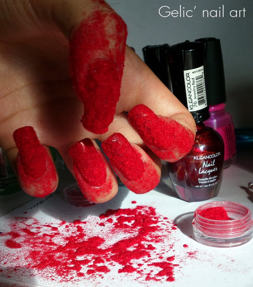 Gelic' nail art: Red velvet nails/ nails with red flocking powder