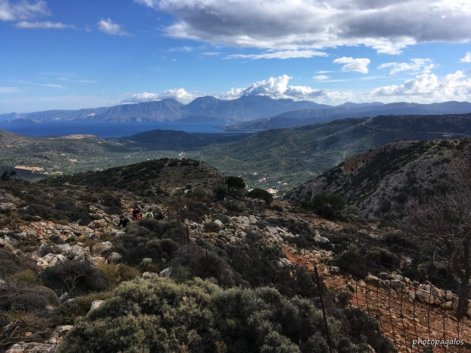 EXPLORE MOUNTAINS: ΣΤΟ ΚΑΛΝΤΕΡΙΜΙ : ΟΡΟΠΕΔΙΟ ΚΑΘΑΡΟΥ-ΚΡΙΤΣΑ