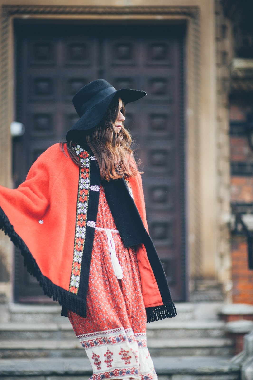 Two Shoes, One Pair: Red Alert - Naomi