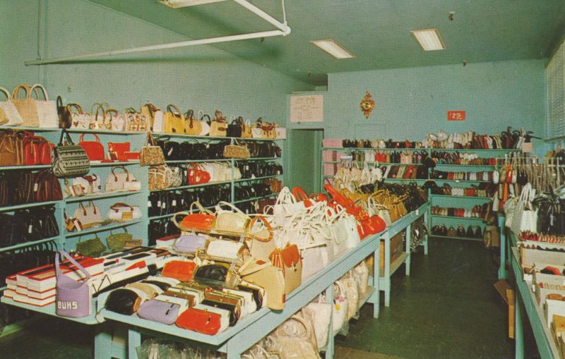 35 Cool Pics Show the Interior of American Stores in the 1950s and '60s ...