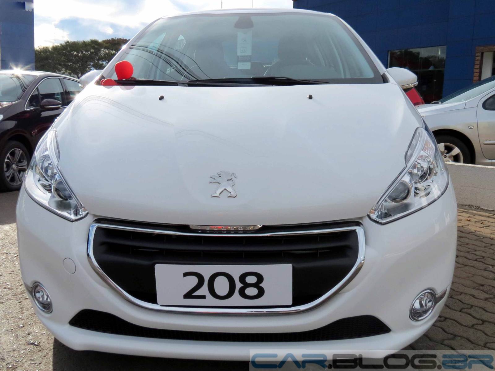 Peugeot 208 Griffe Automático: fotos, preço, consumo e ficha técnica